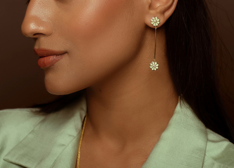 Amrapali – Temple Muse